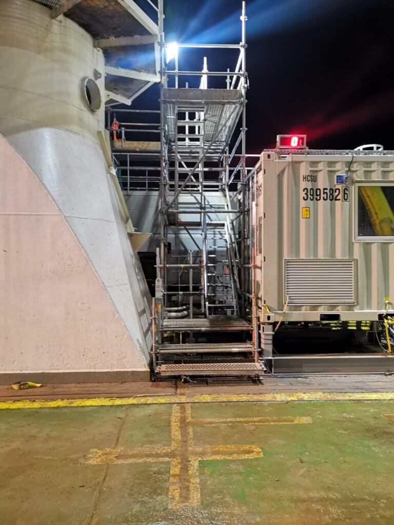Offshore - vanderpanne - Scaffold gangway for ship